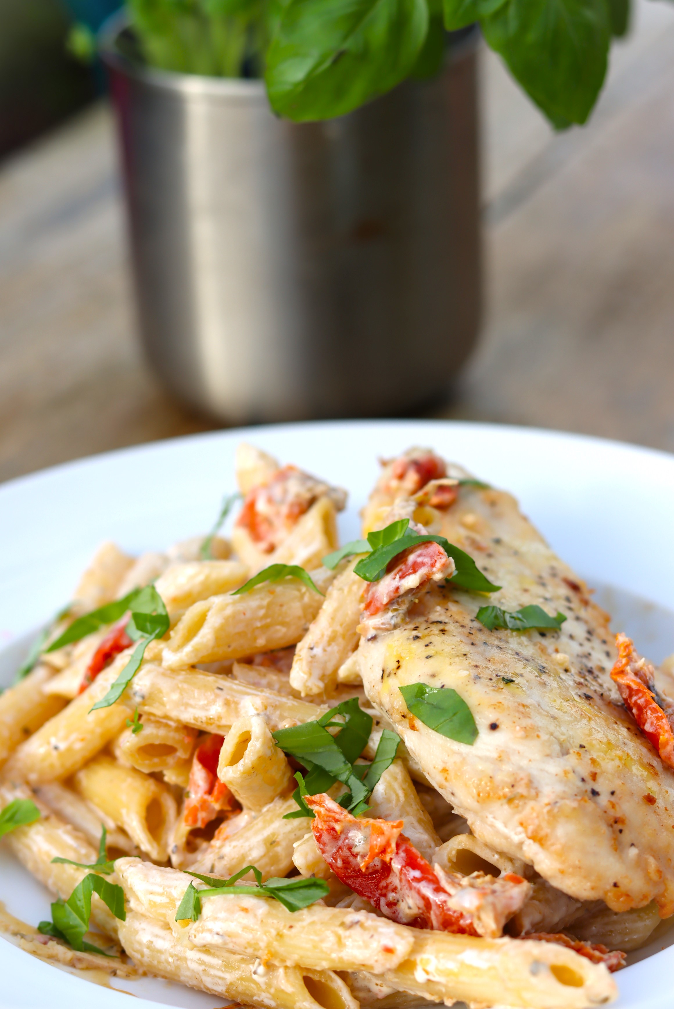 Marry Me Chicken - Foodie Hub | Daniel Diver